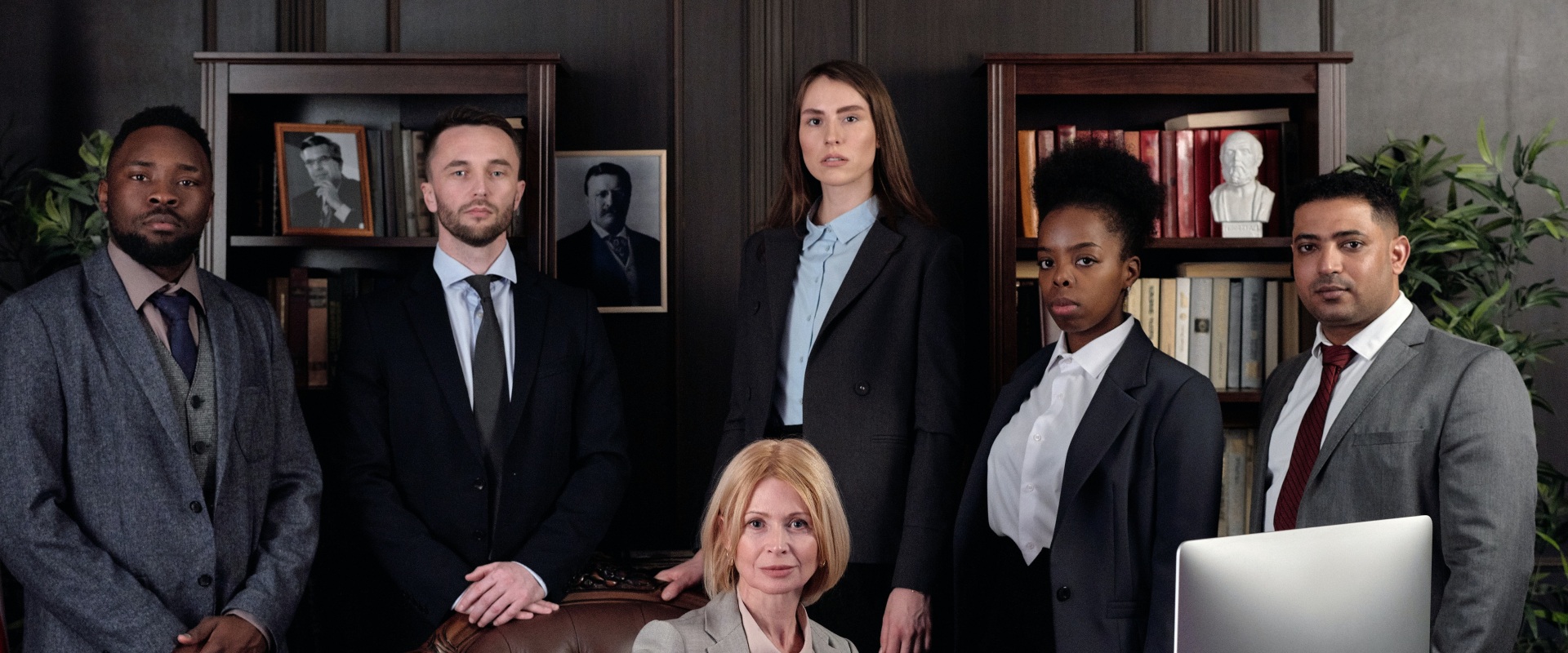 Why London England Lawyers Are In High Demand: Insights From Industry ...